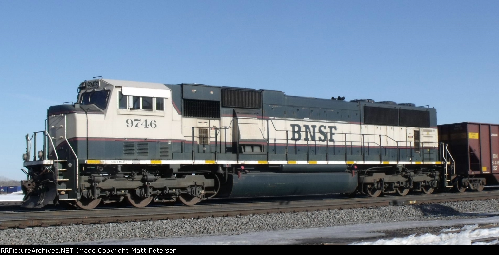 BNSF 9746